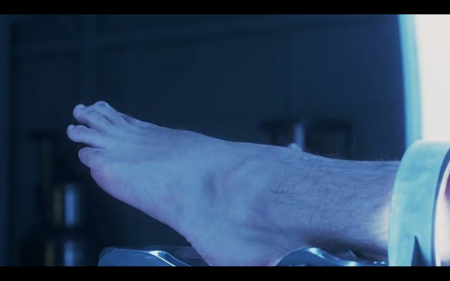 Bill Skarsgård's Feet