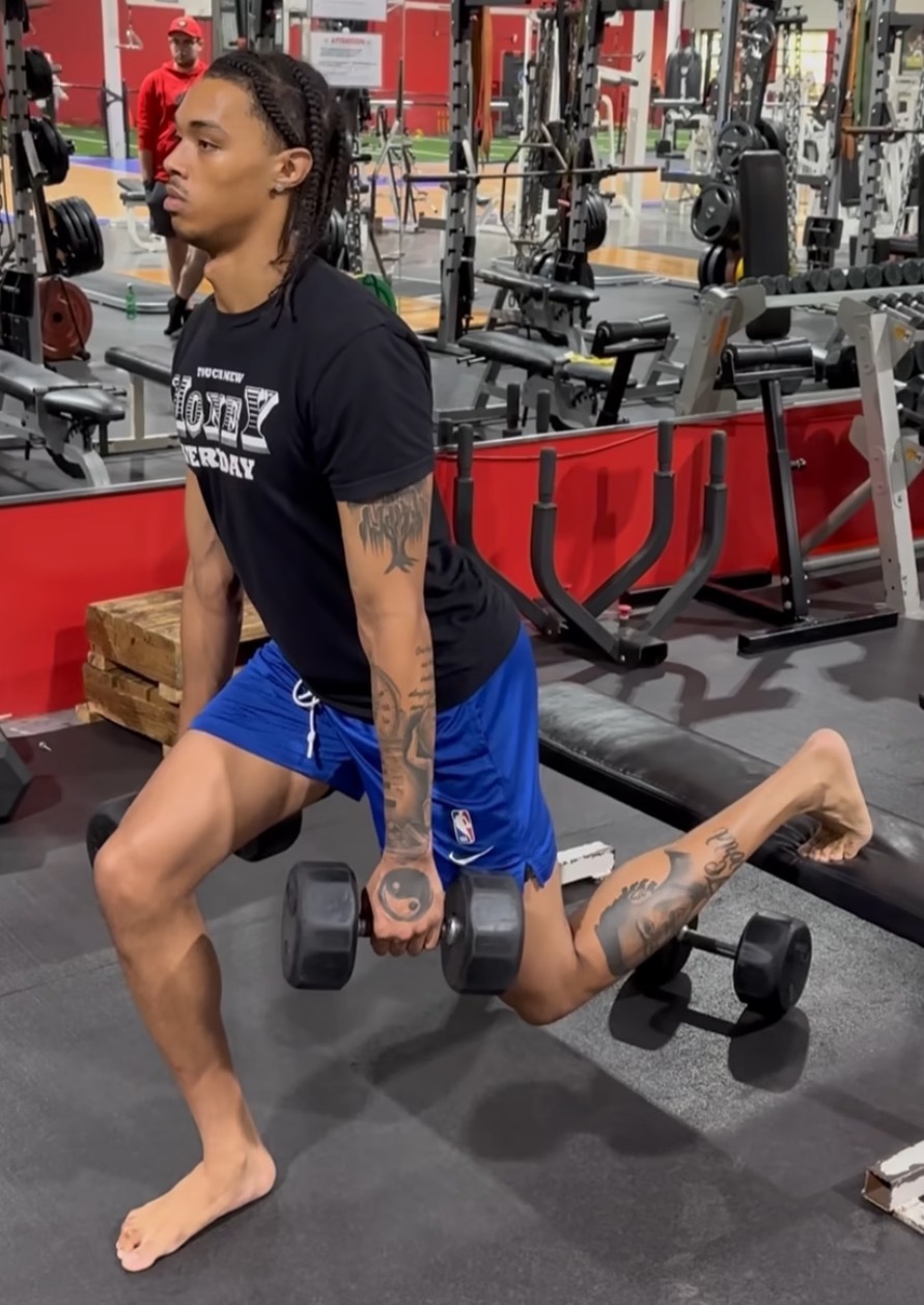 Brandon Boston Jr.'s feet