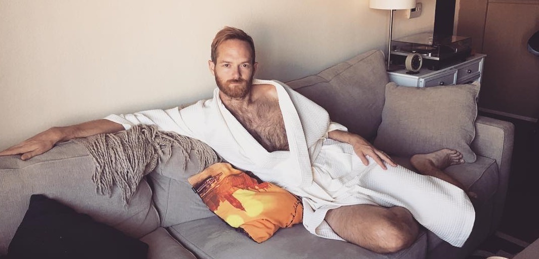 Brandon Gardner's feet