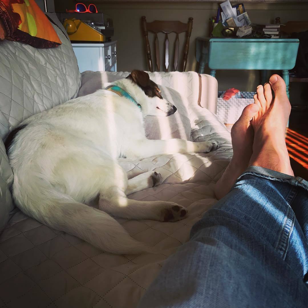 Brandon Gardner's feet