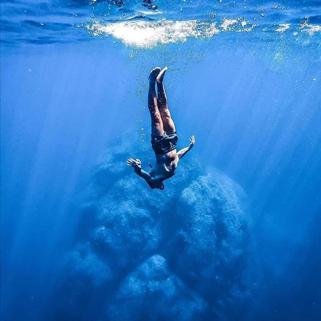 Brett Shuttleworth's feet