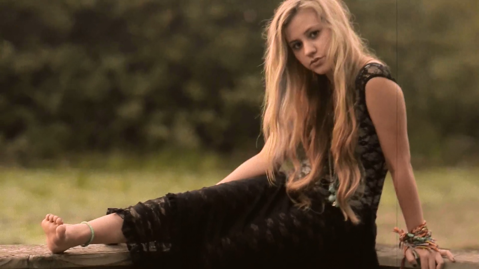 Callaghan Smerek's feet