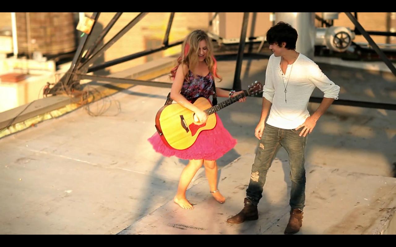 Callaghan Smerek's feet