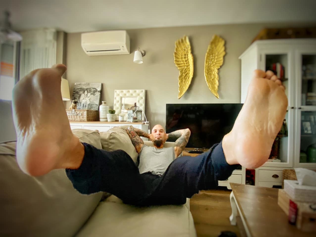 Carlos Escobedo's feet