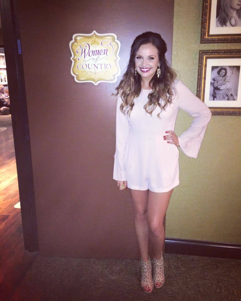Carly Pearces Feet I Piedi Di Carly Pearce Page 2 Celebrities Feet 2023