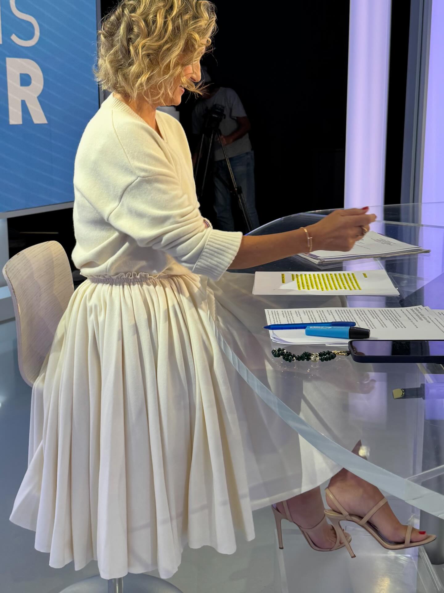 Caroline Roux's feet