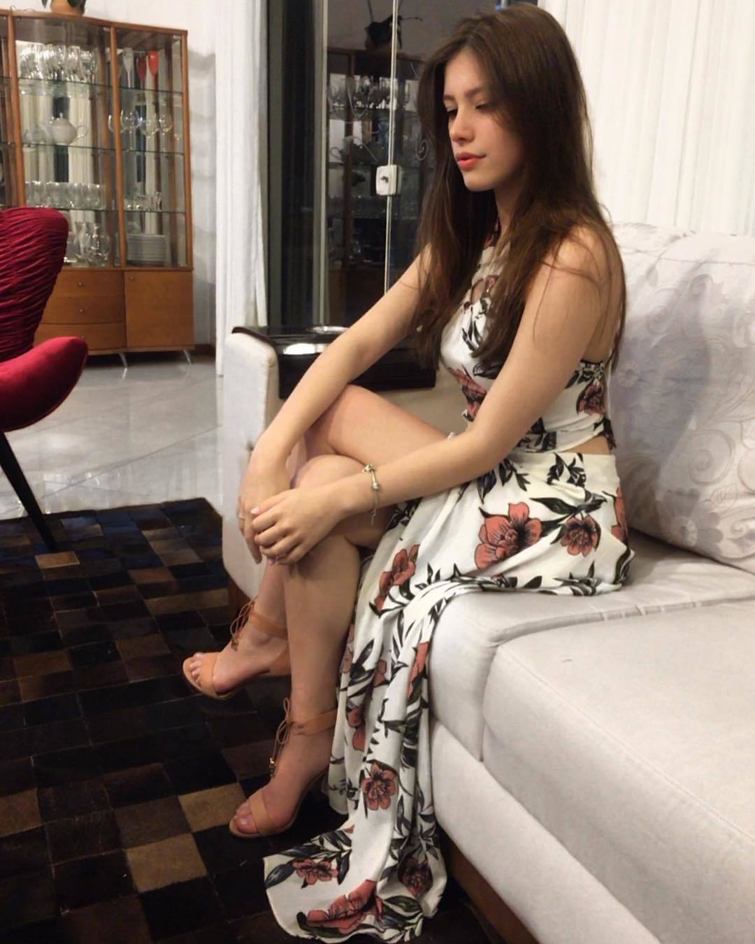 Caroline Dallarosas Feet I Piedi Di Caroline Dallarosa Celebrities