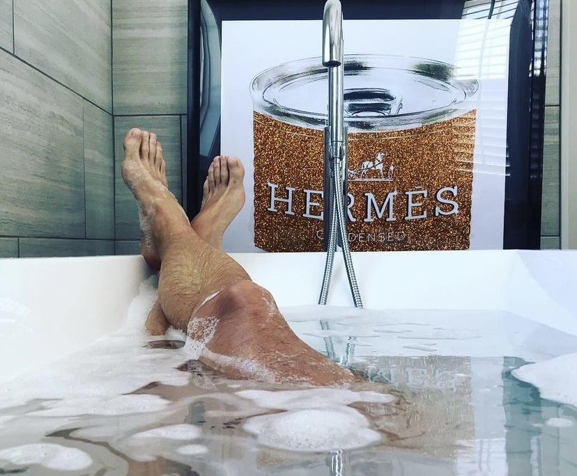 Carson Kressley's feet