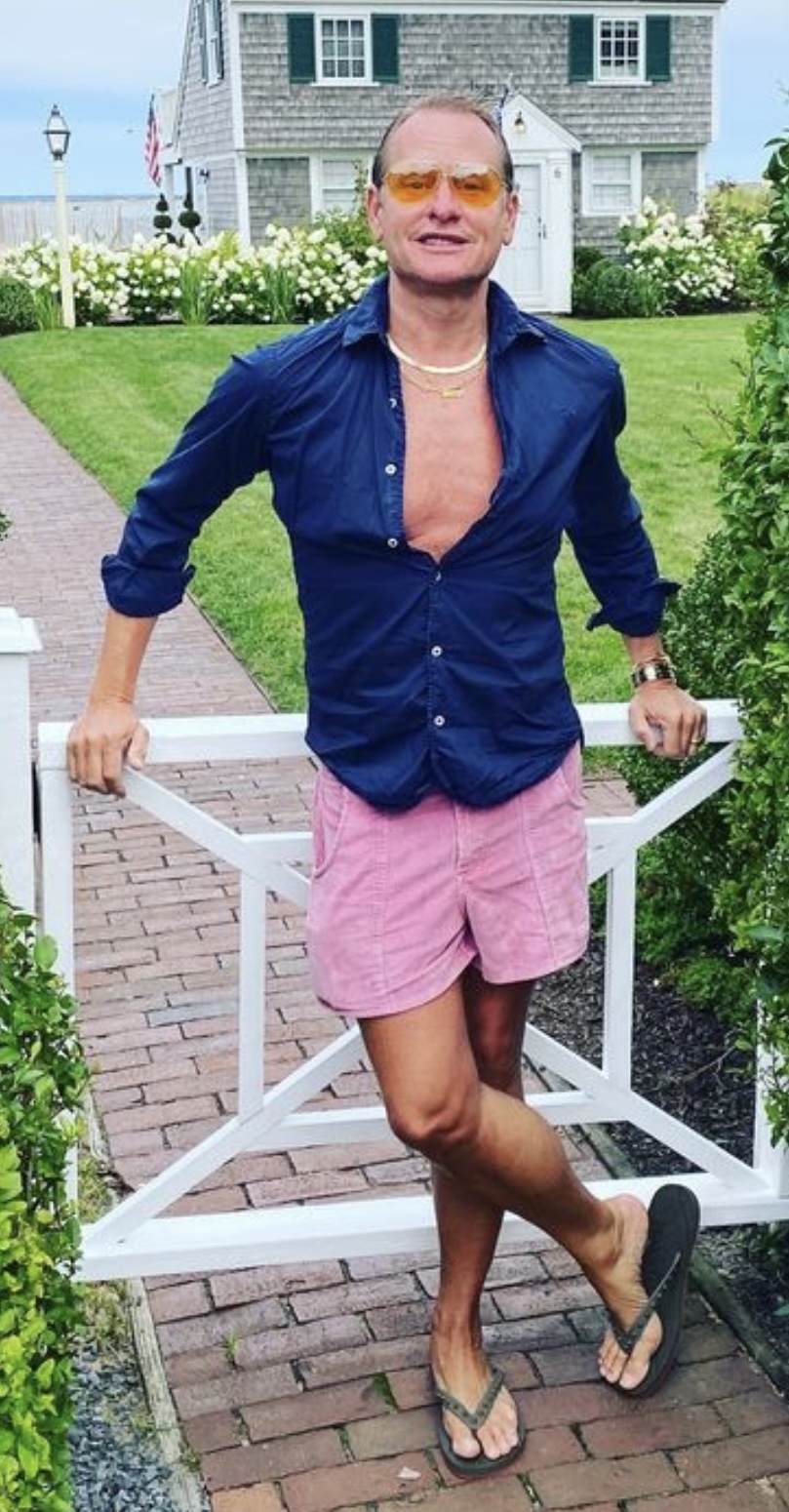 Carson Kressley's feet