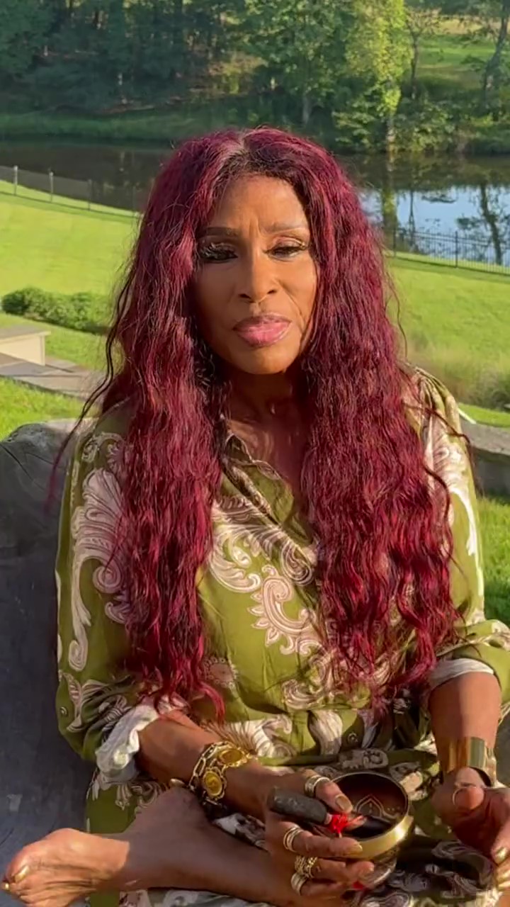 Chaka Khan's feet