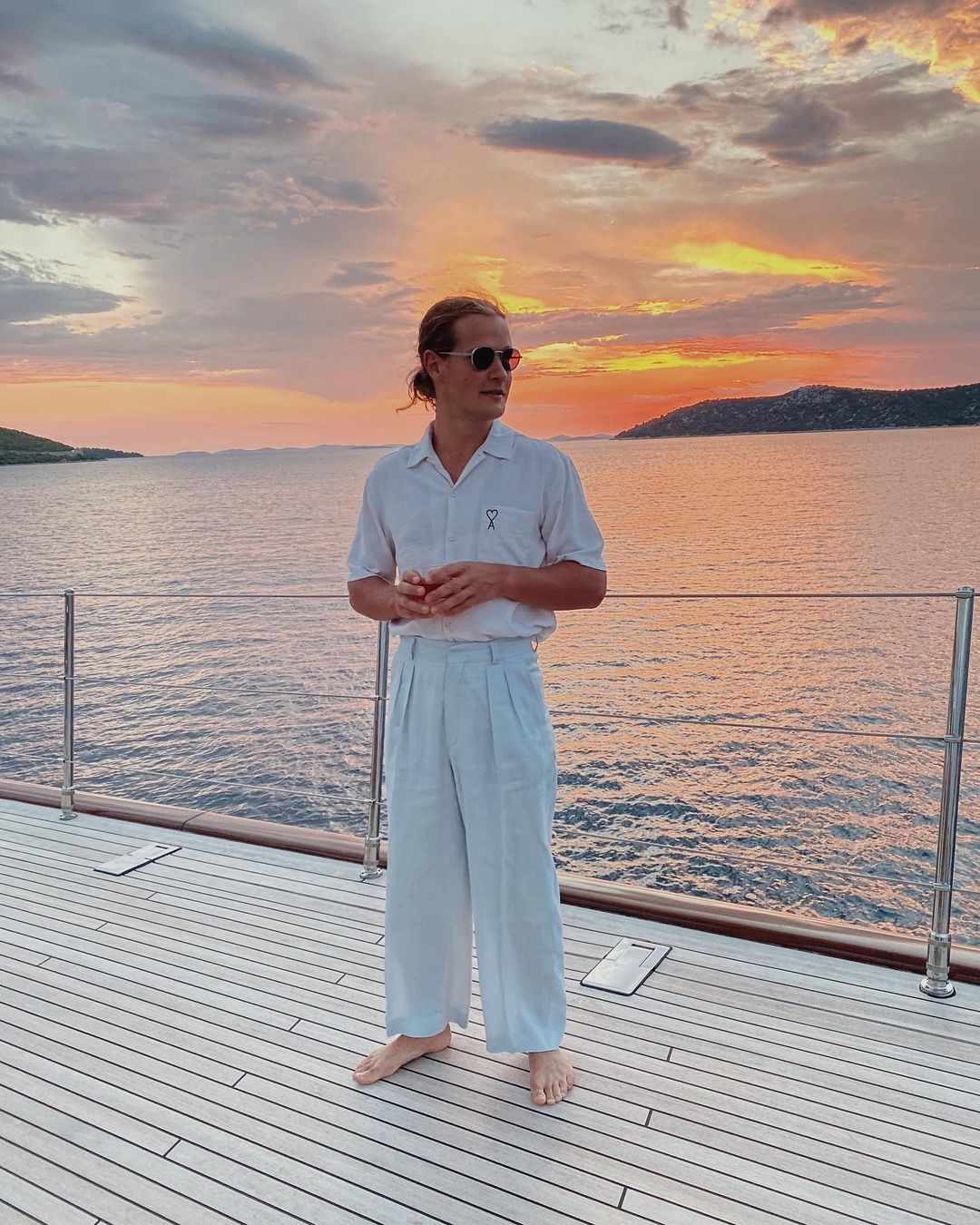 Charles March's feet