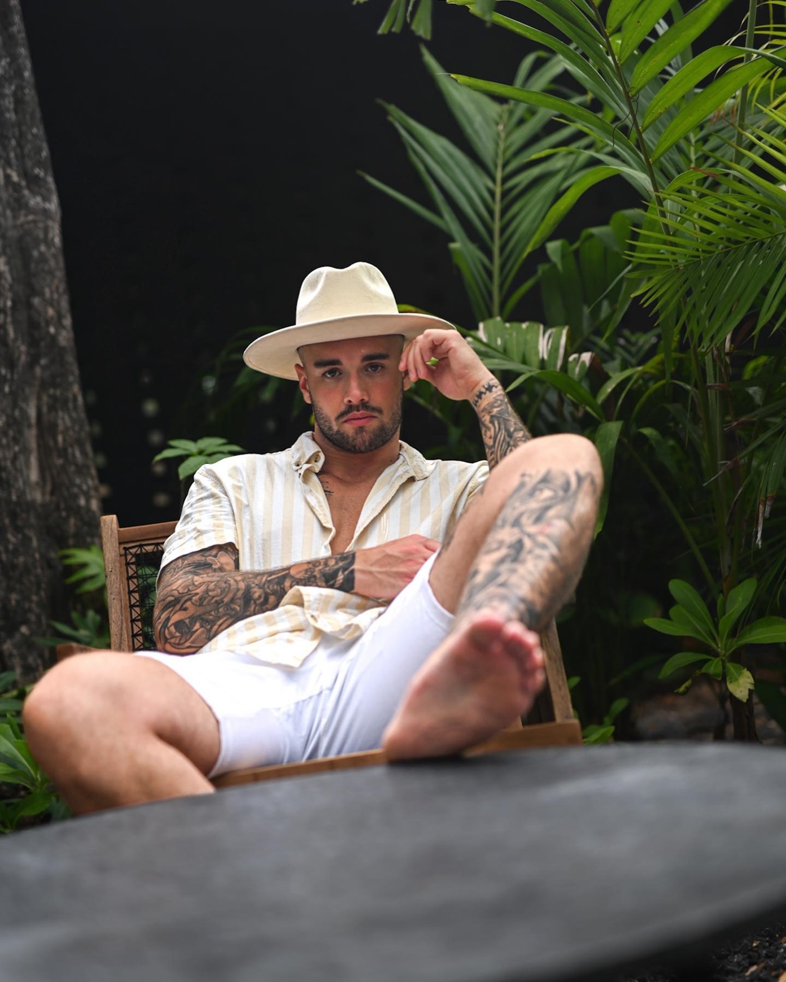 Charles Montigny's feet