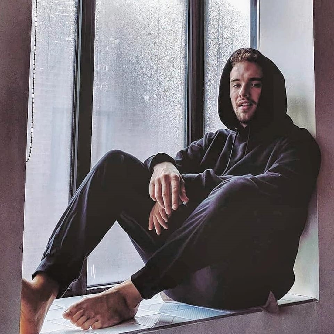 Charles Montigny's feet