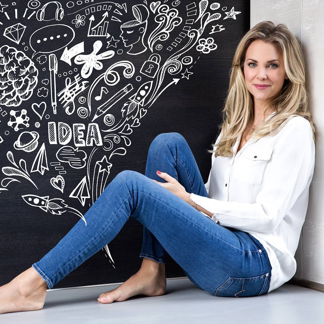 Charlotte Labees Feet I Piedi Di Charlotte Labee Celebrities Feet 2022