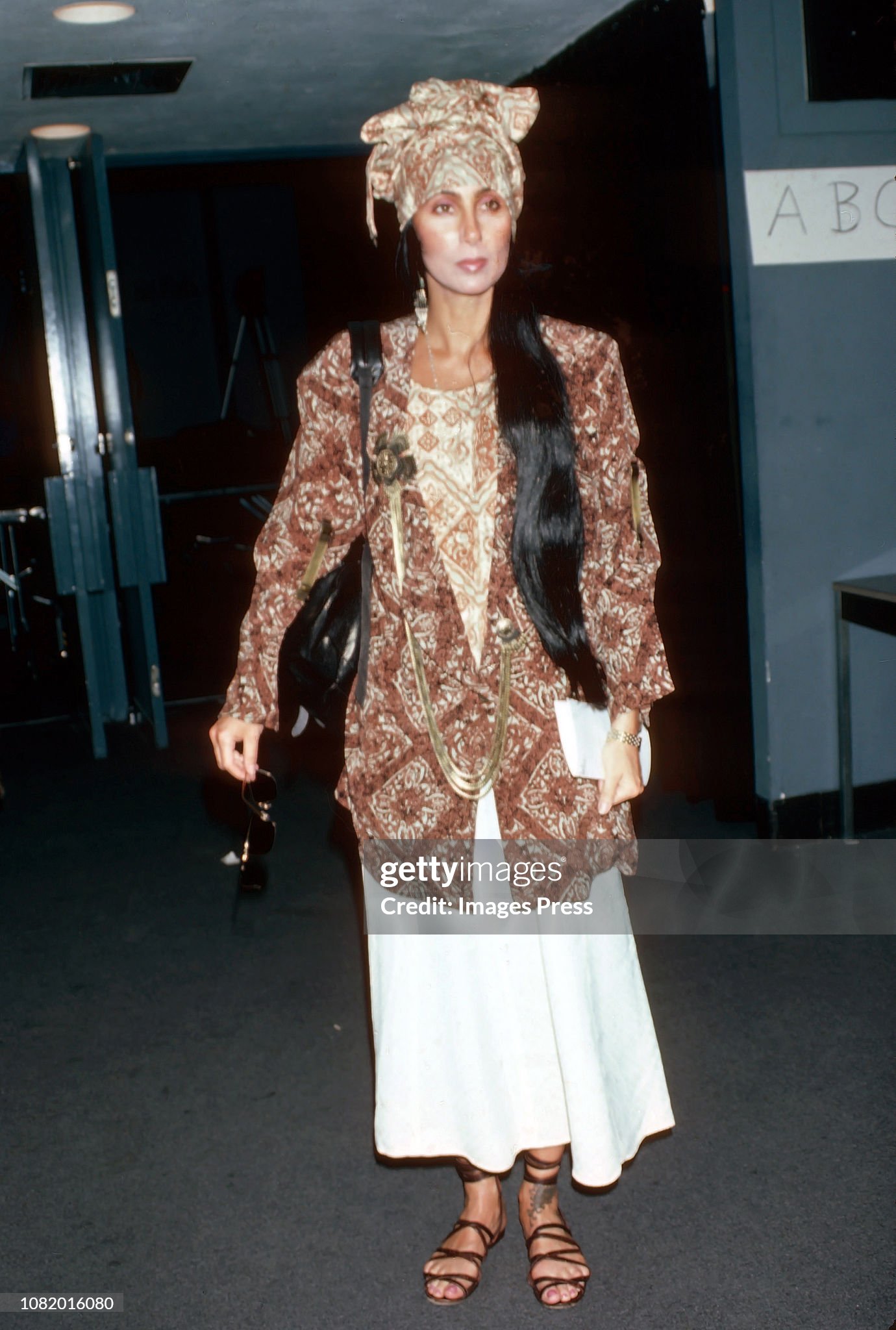 Cher's feet