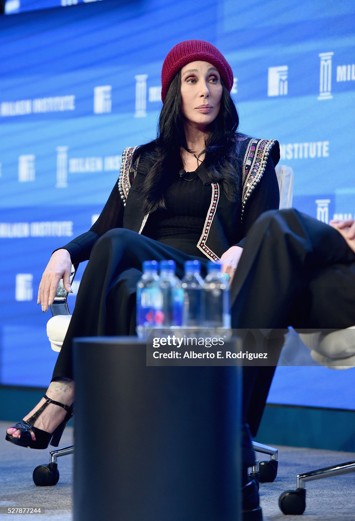 Cher's feet