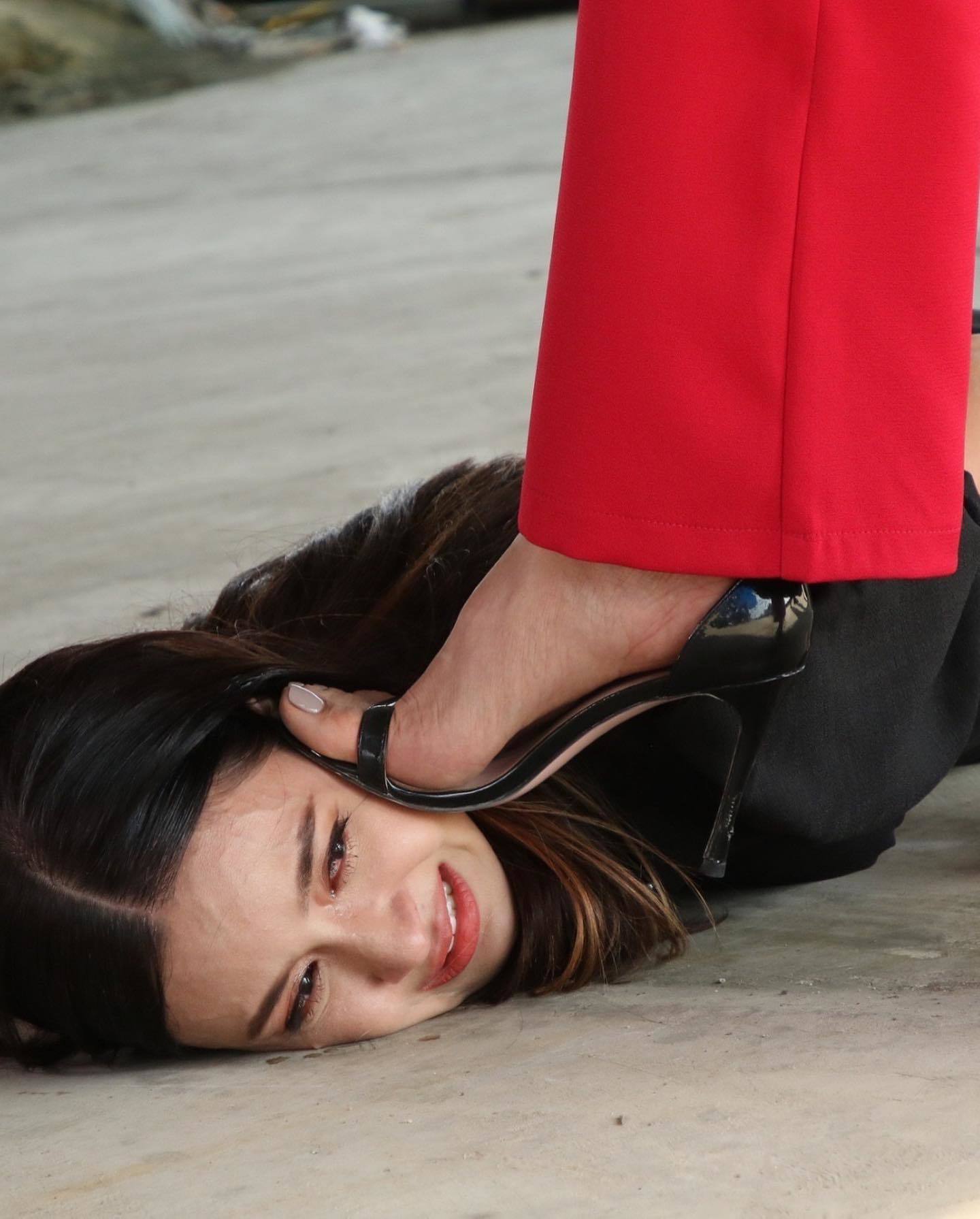 Chiranan Manochaem's feet