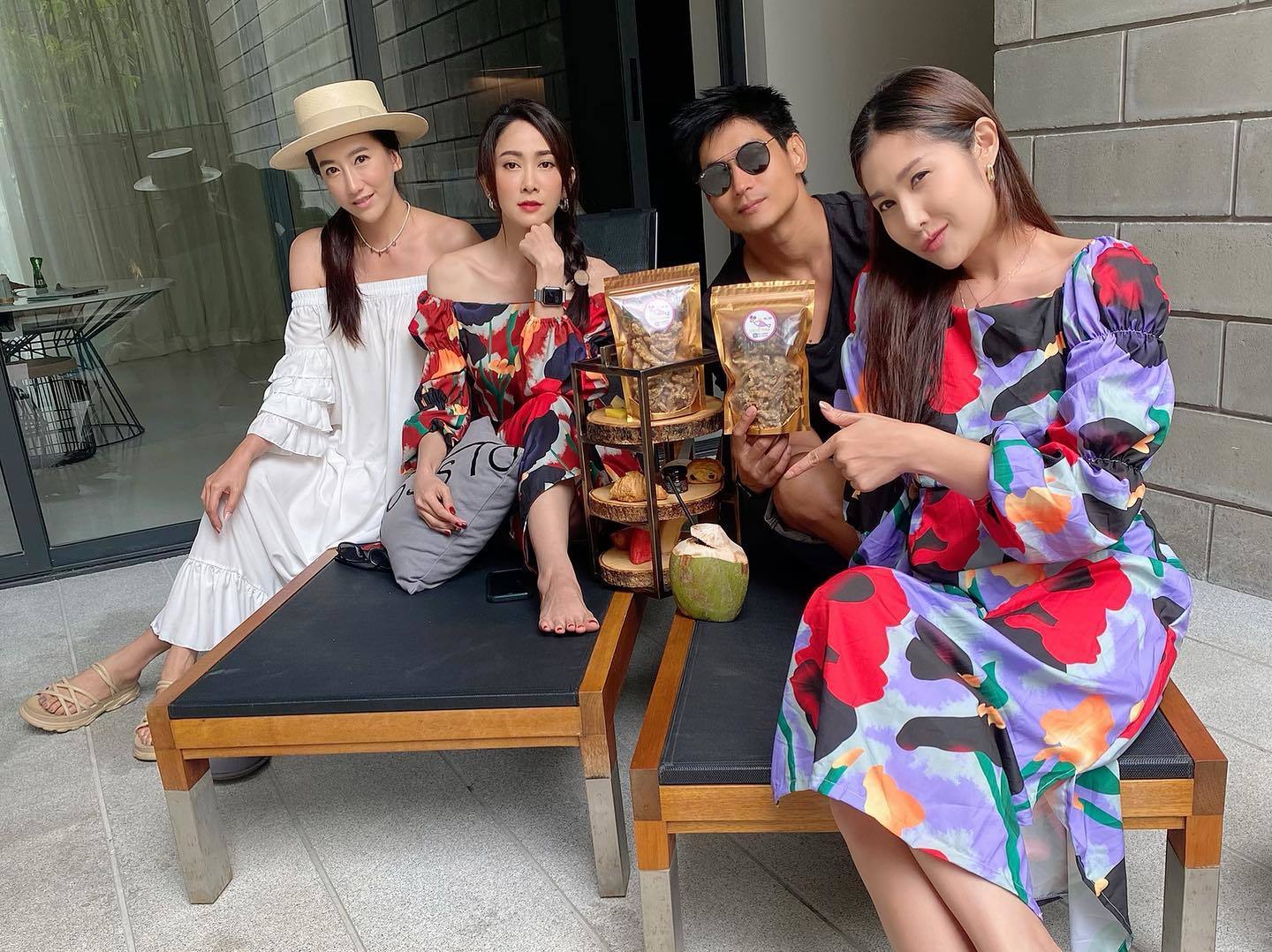 Chiranan Manochaem's feet