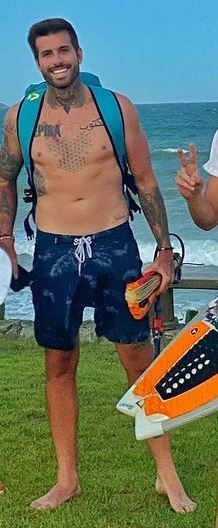 Claudio Matos's feet