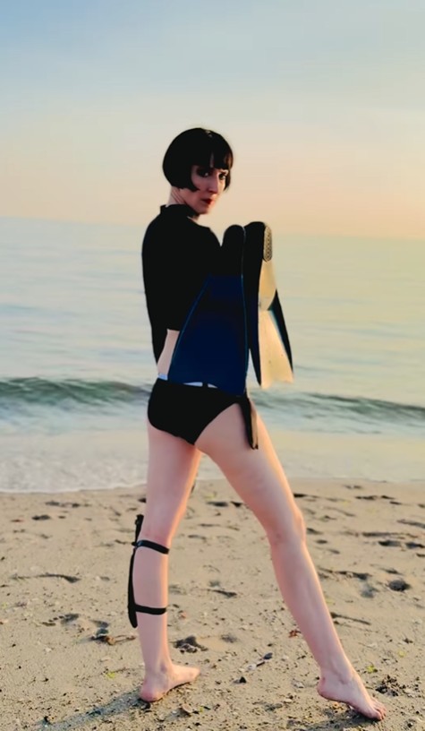 Colleen Darnell's feet