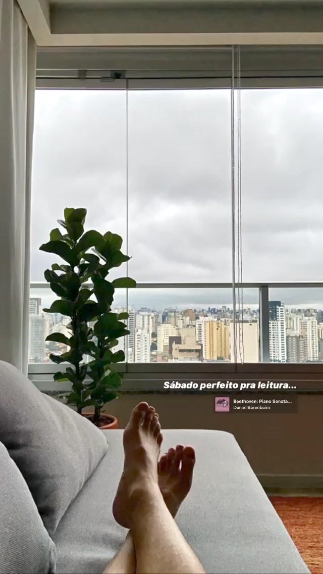 Daniel José's feet