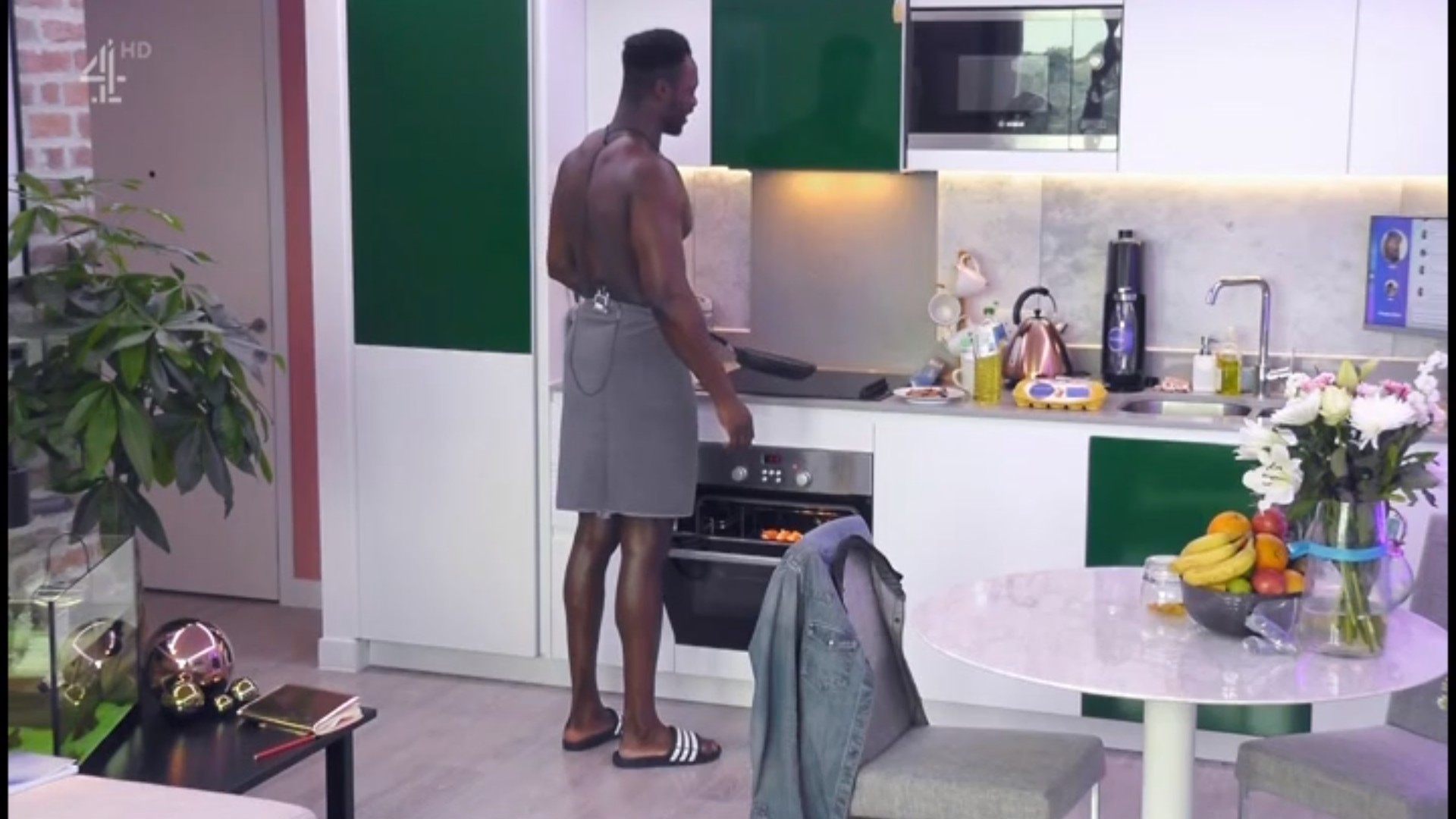 Daniel Mosaku's feet