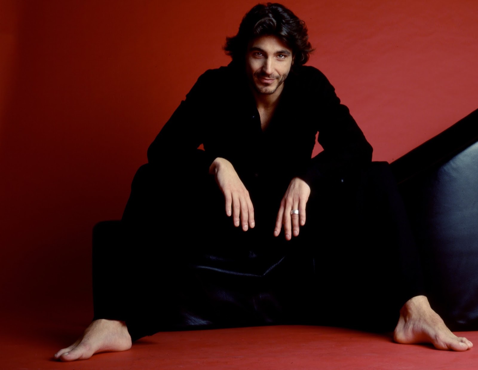 Daniele Liotti's feet