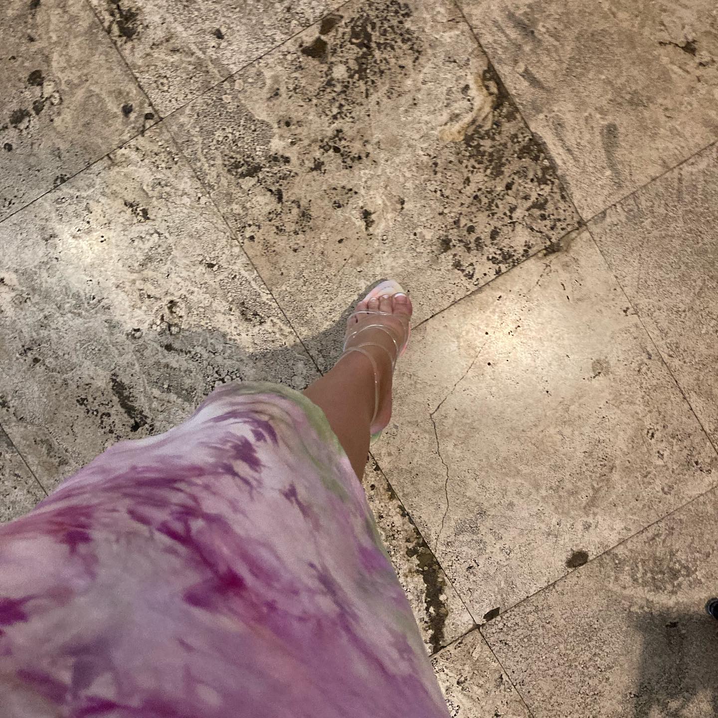 Dawn Lyn's feet
