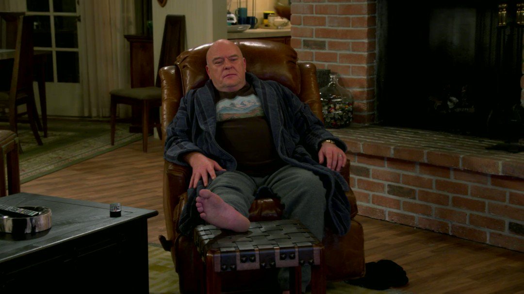 Dean Norris's feet