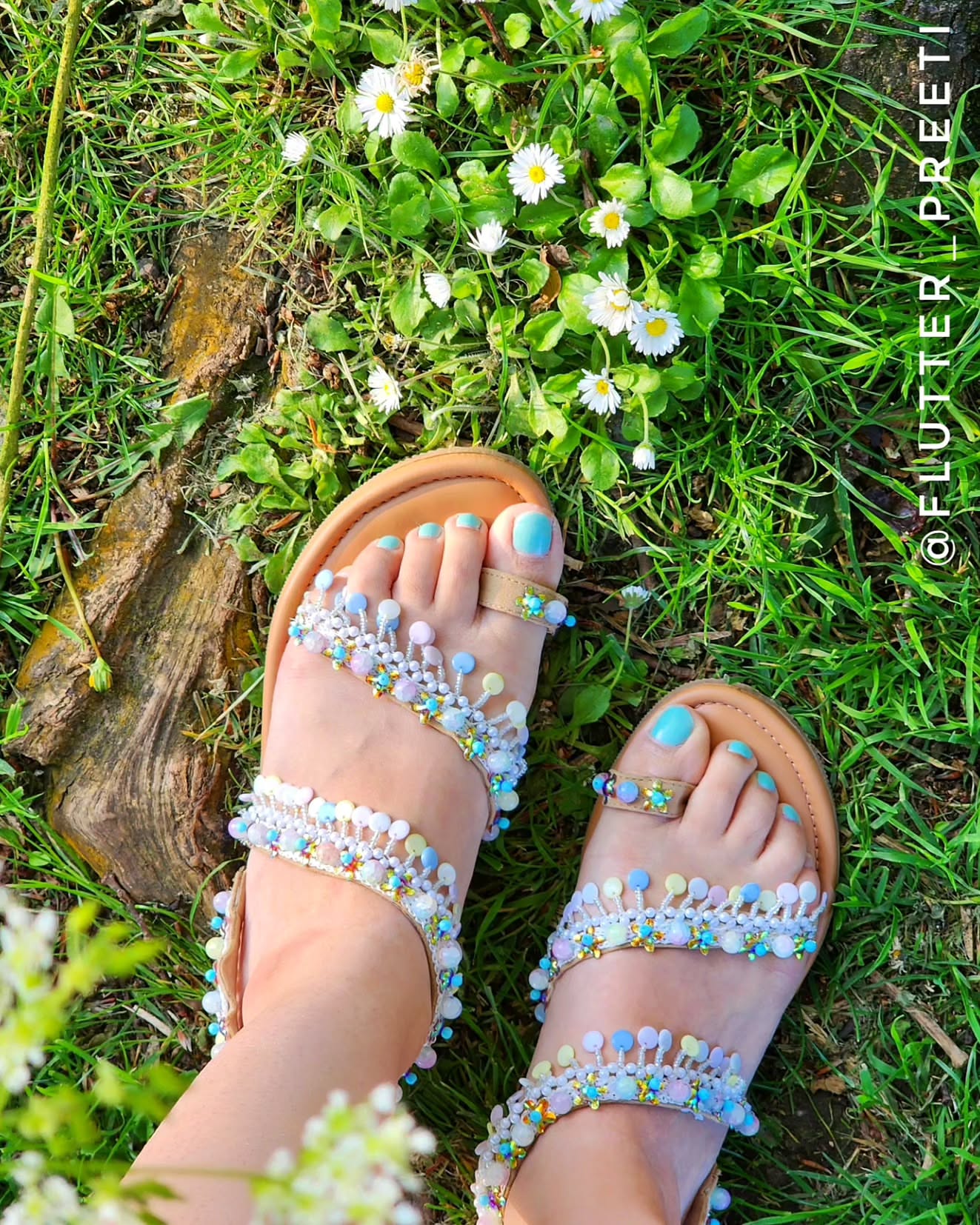 Devangi Chopra's feet