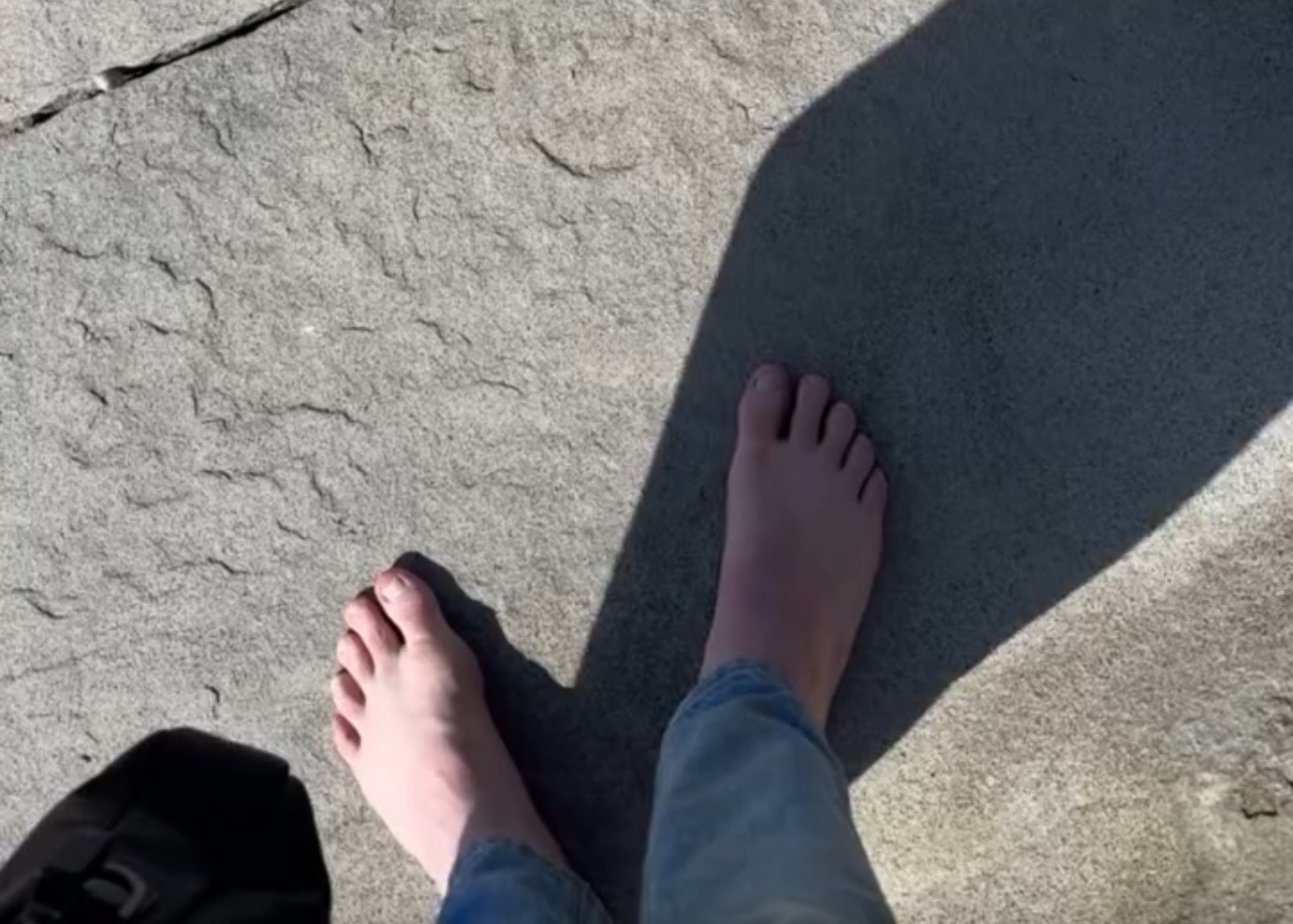 Drake Bell's feet
