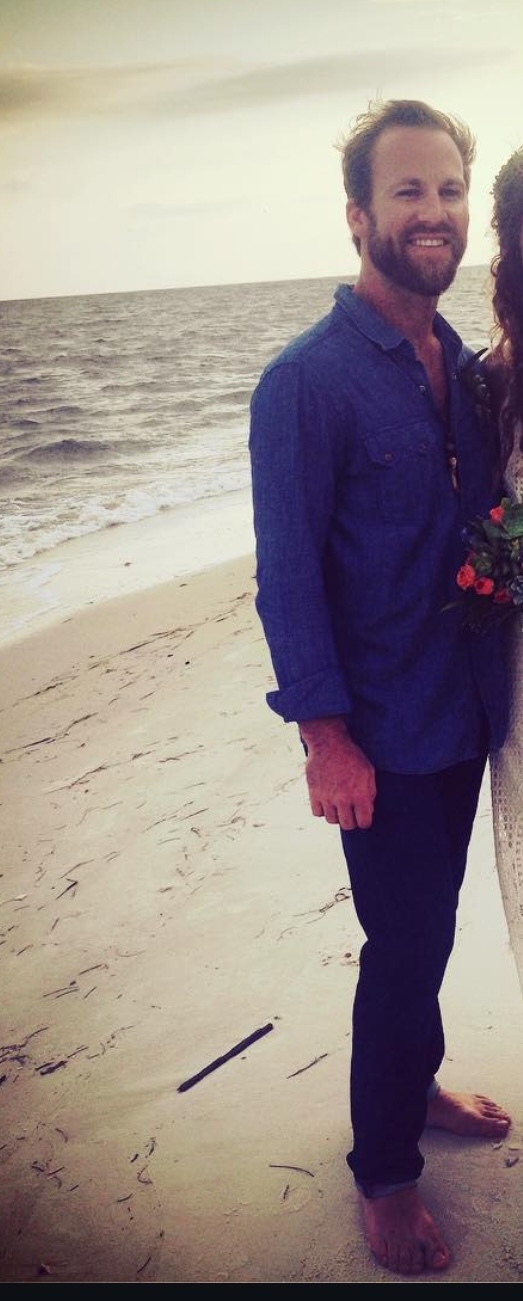 Drake White's feet