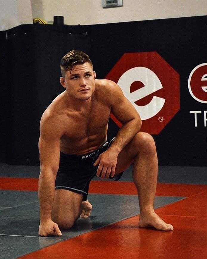 Drew Dober's feet