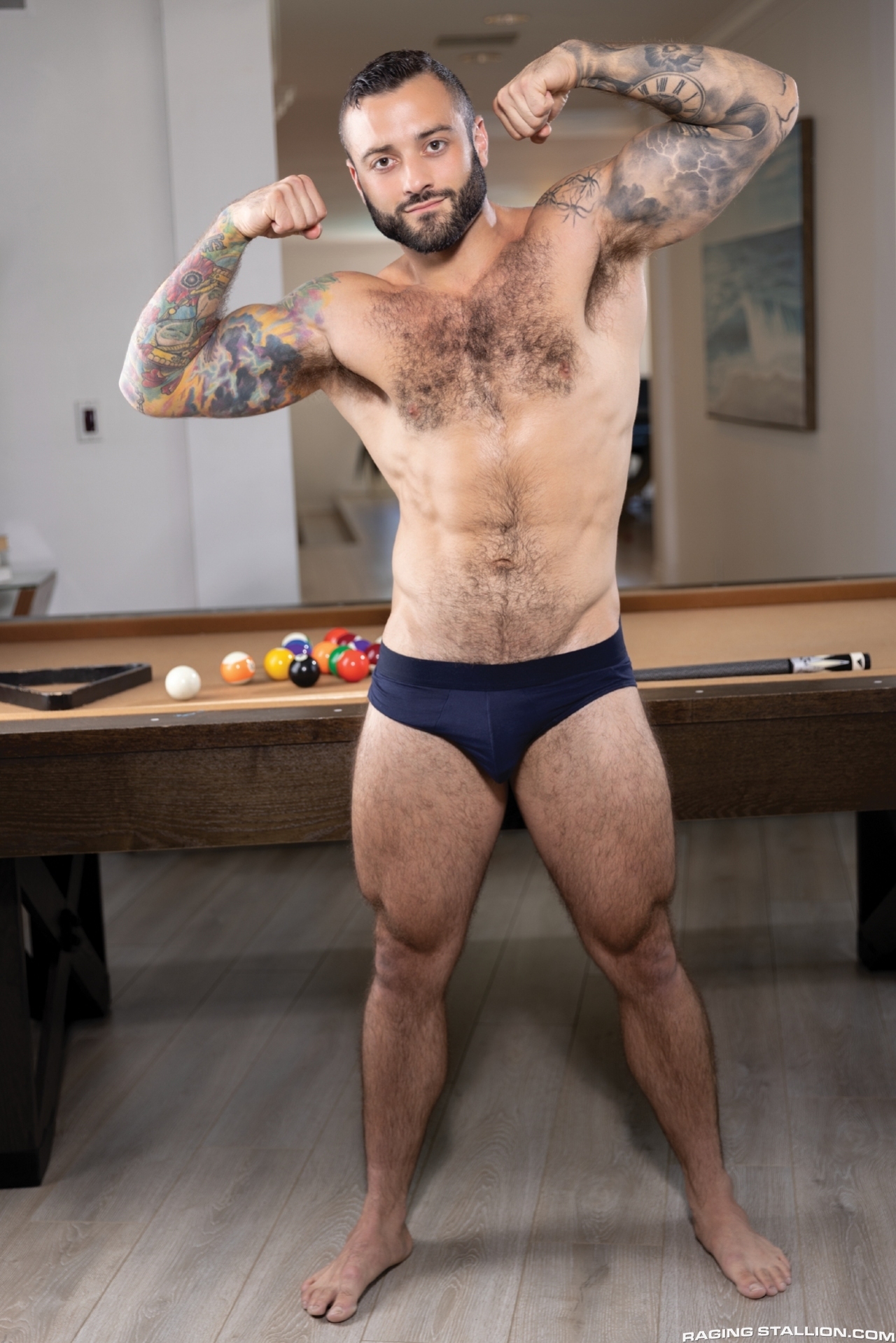 Drew Valentino's feet