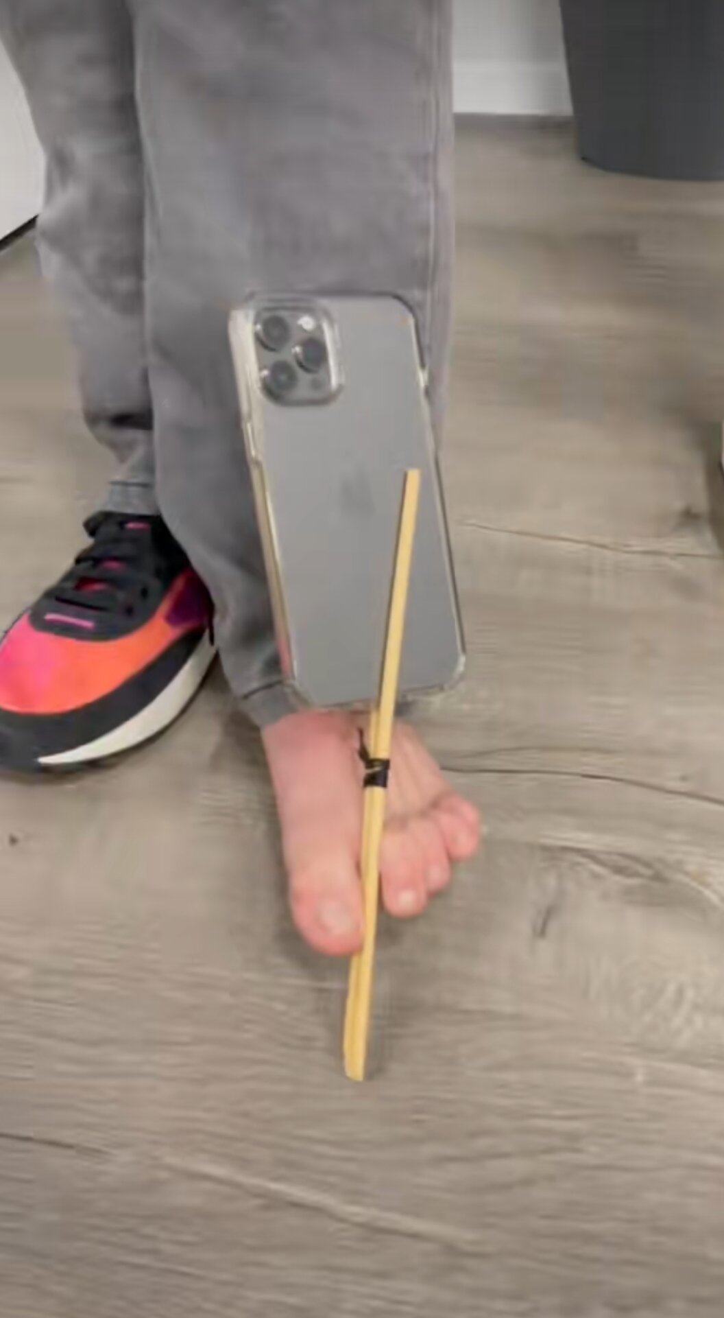 Dylen Dror's feet