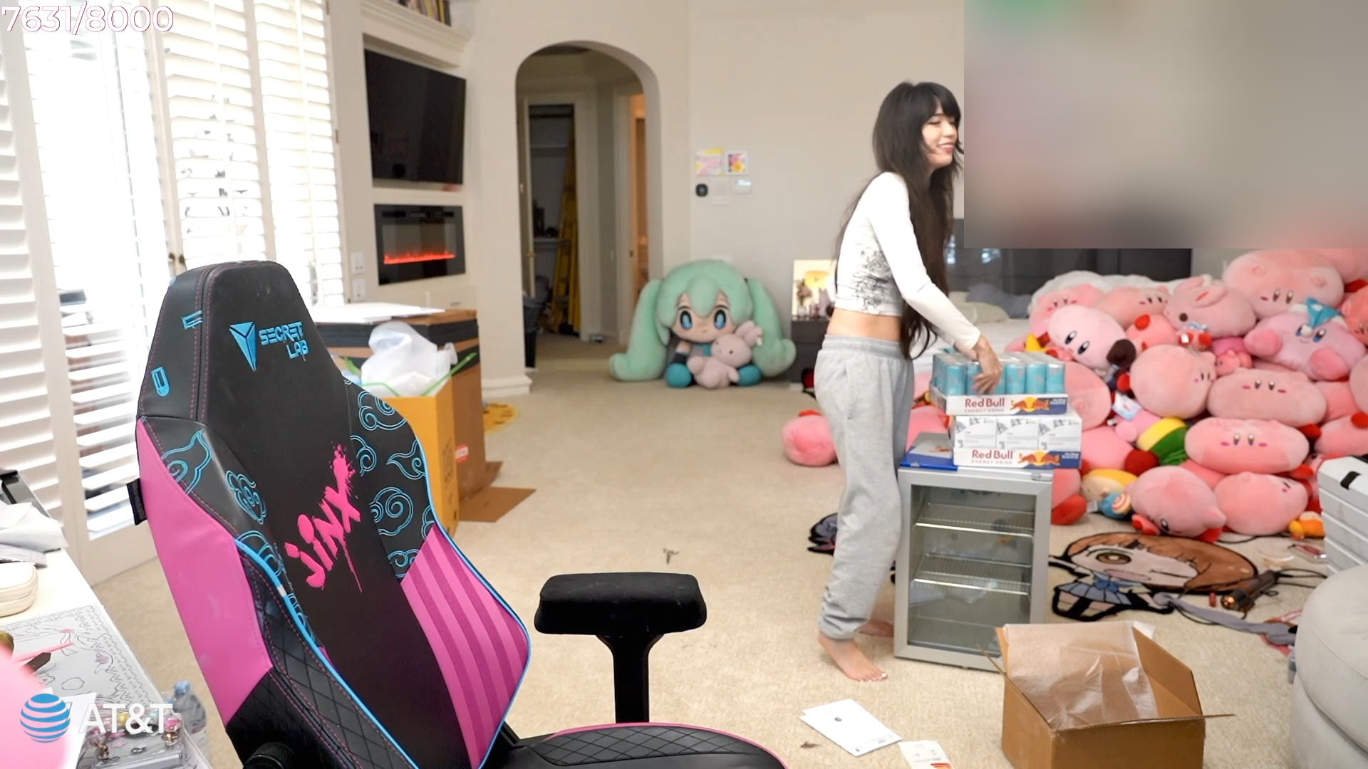 Emily 'Emiru' Schunk's feet