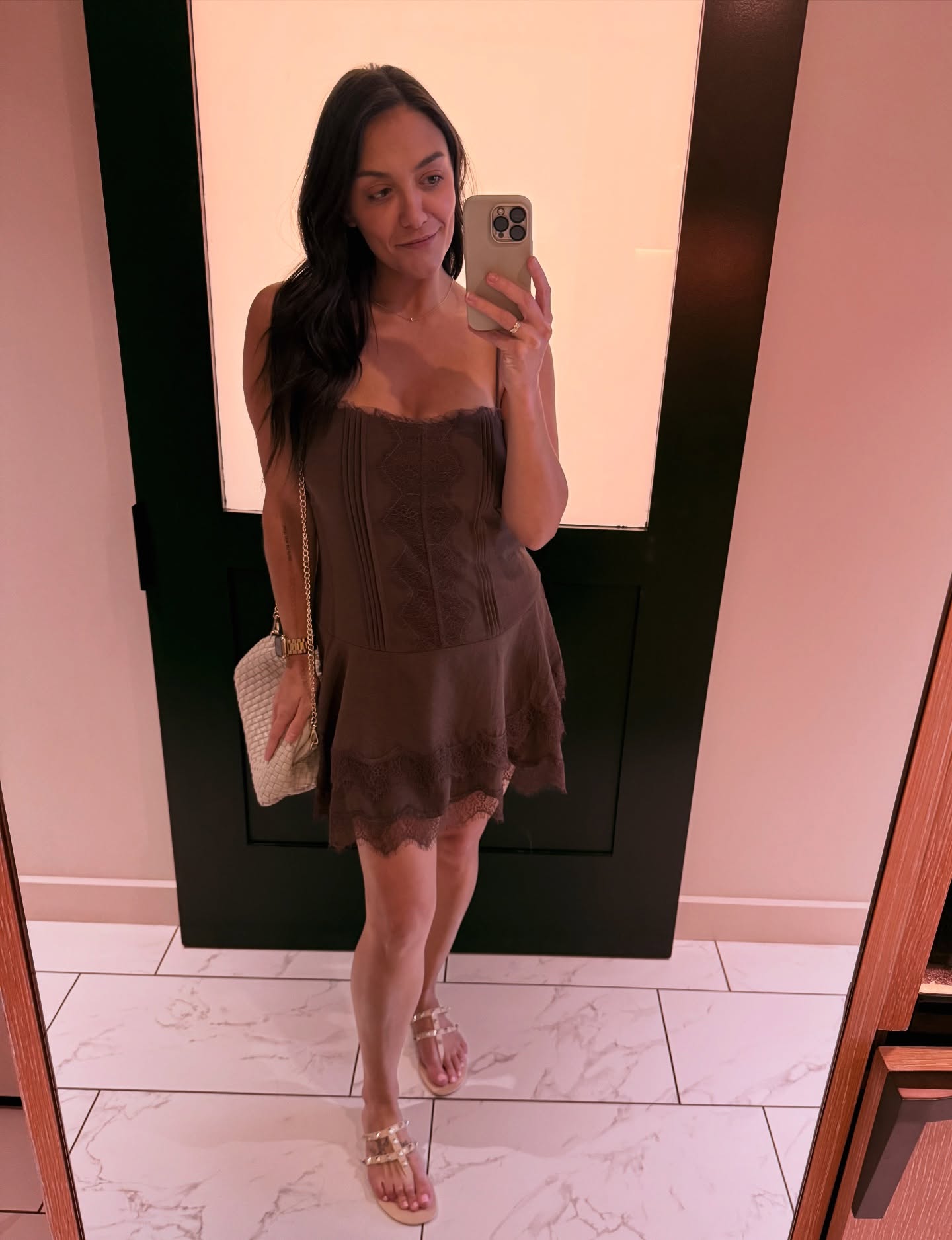 Emily Longeretta's feet
