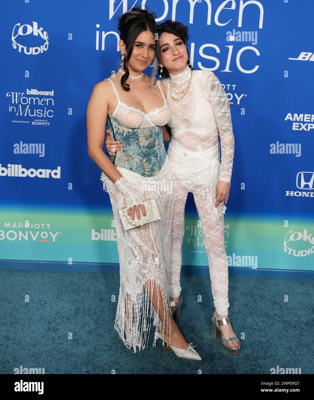 Emily Marie Estefan's feet