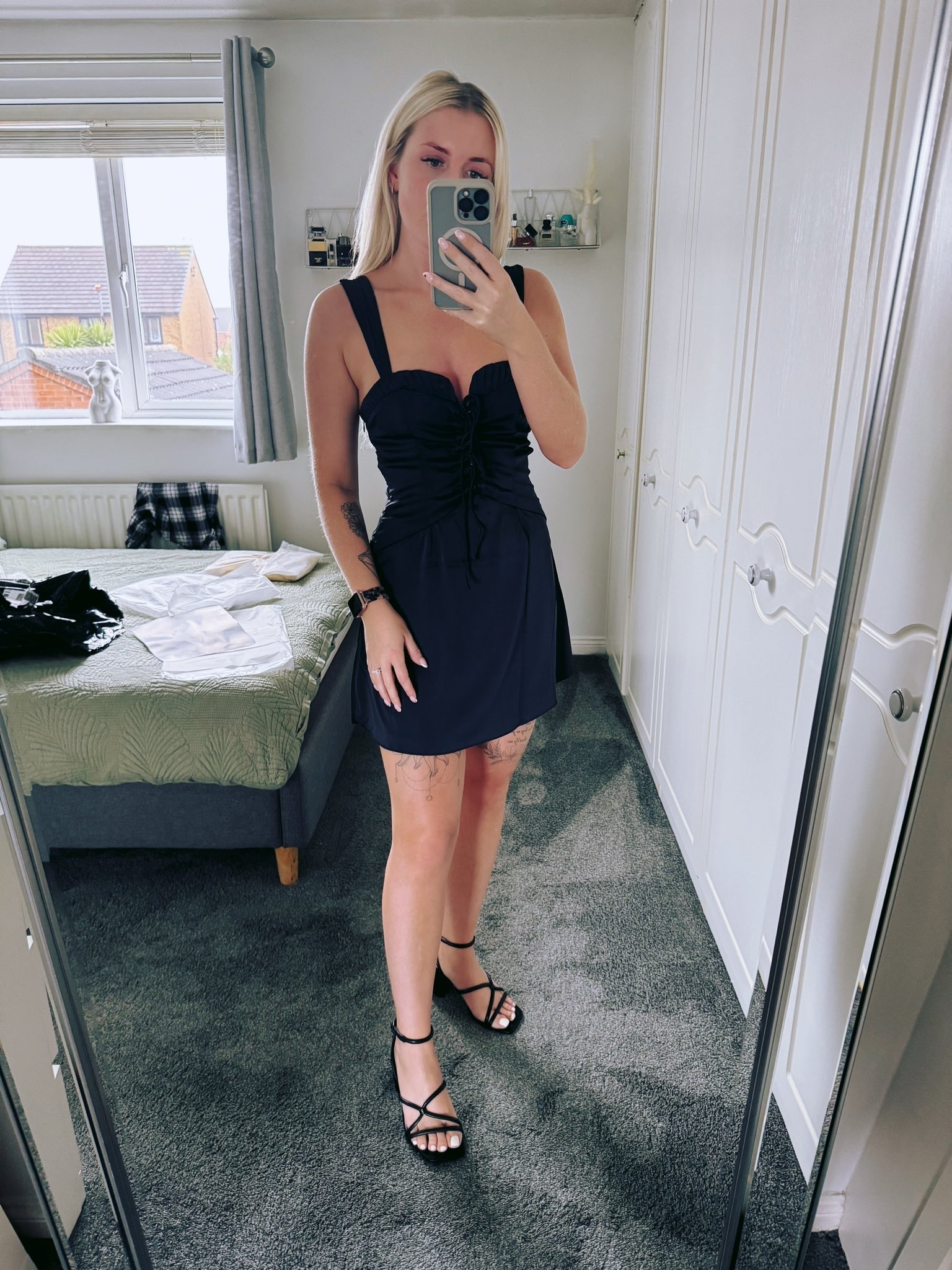 Emily Walters's feet