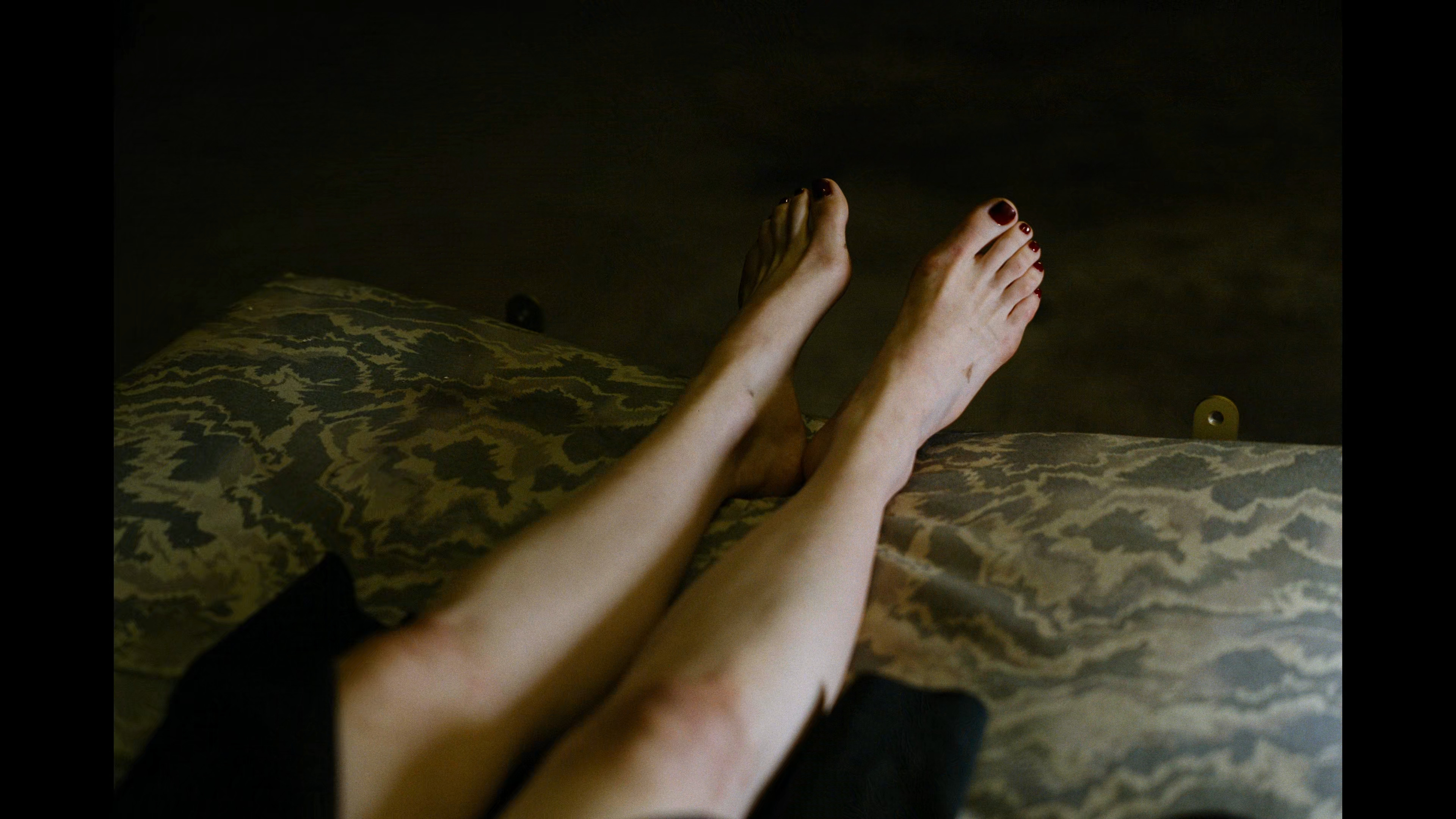 Emma Stone's feet