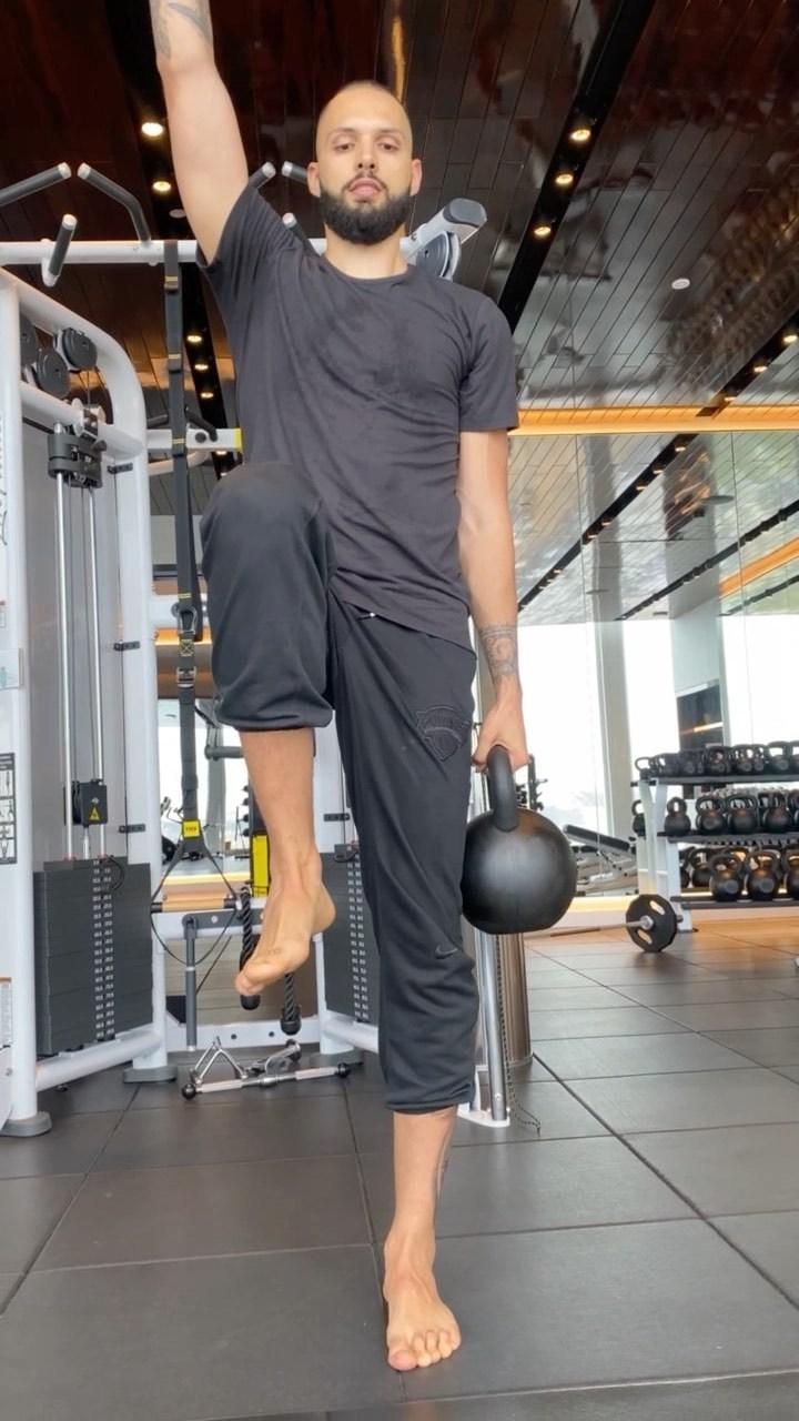 Evan Fournier's feet