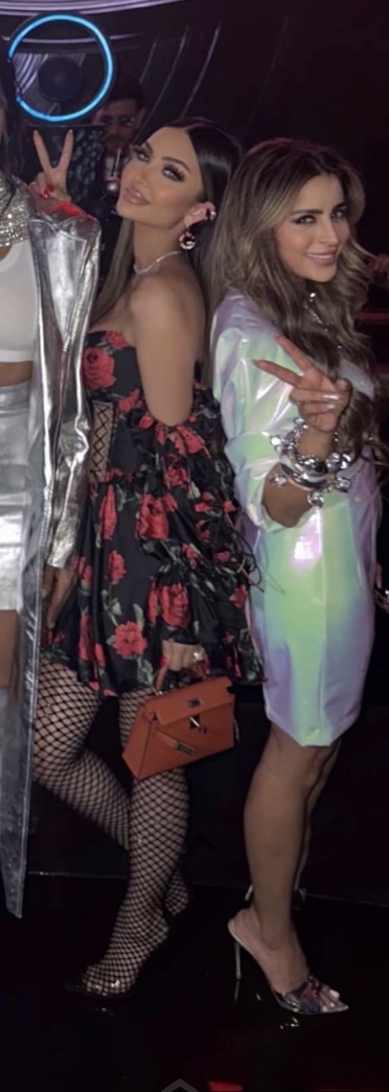 Faryal Makhdoom's feet