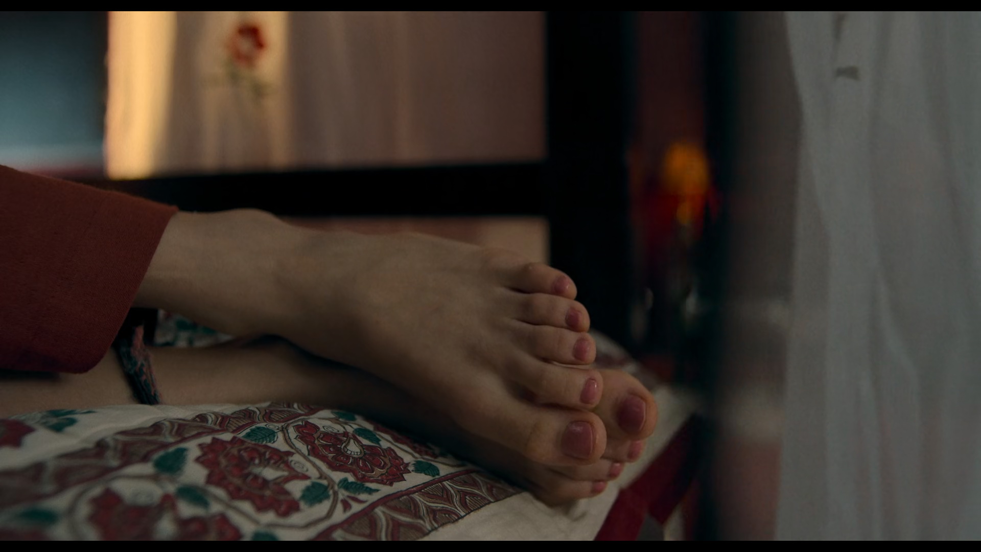 Fatima Sana Shaikh's feet