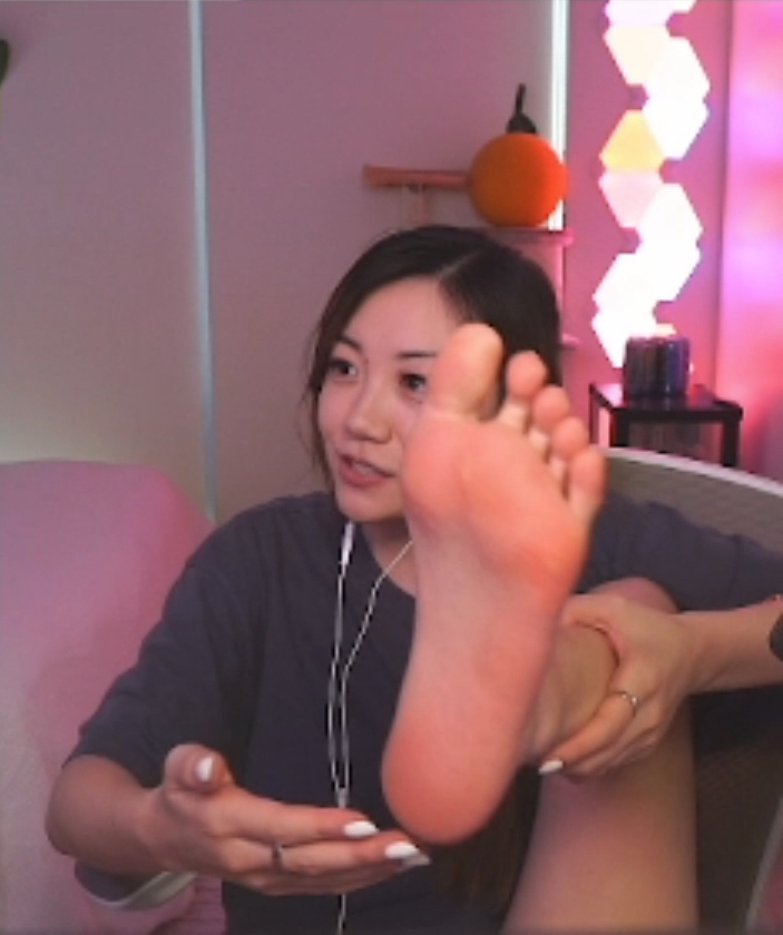 Fiona Fan's Feet