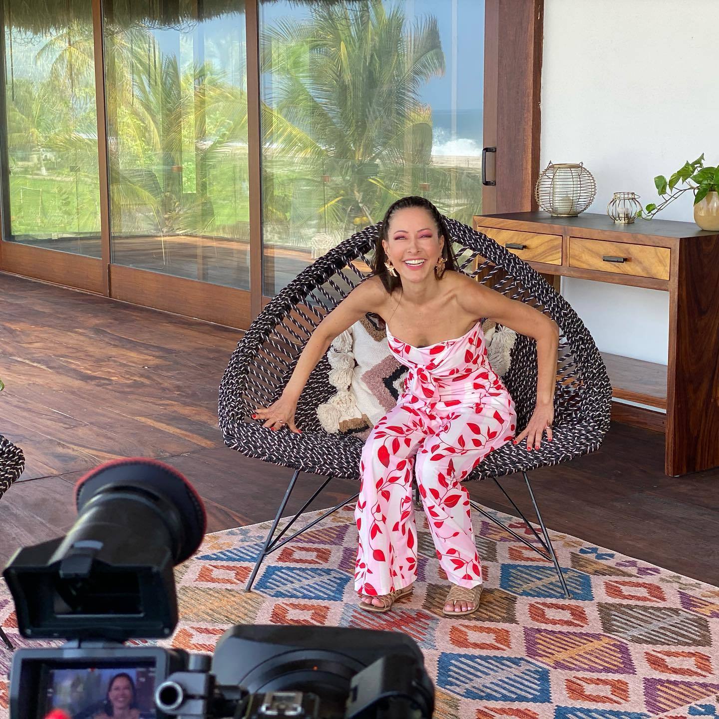 Flavia Dos Santos's feet