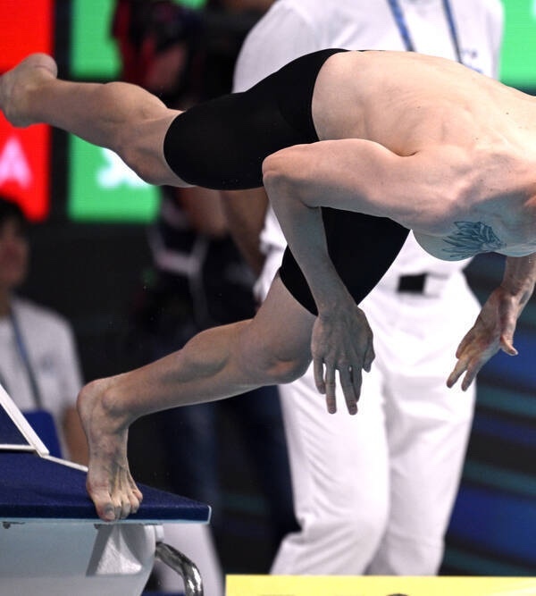 Florian Wellbrock's feet