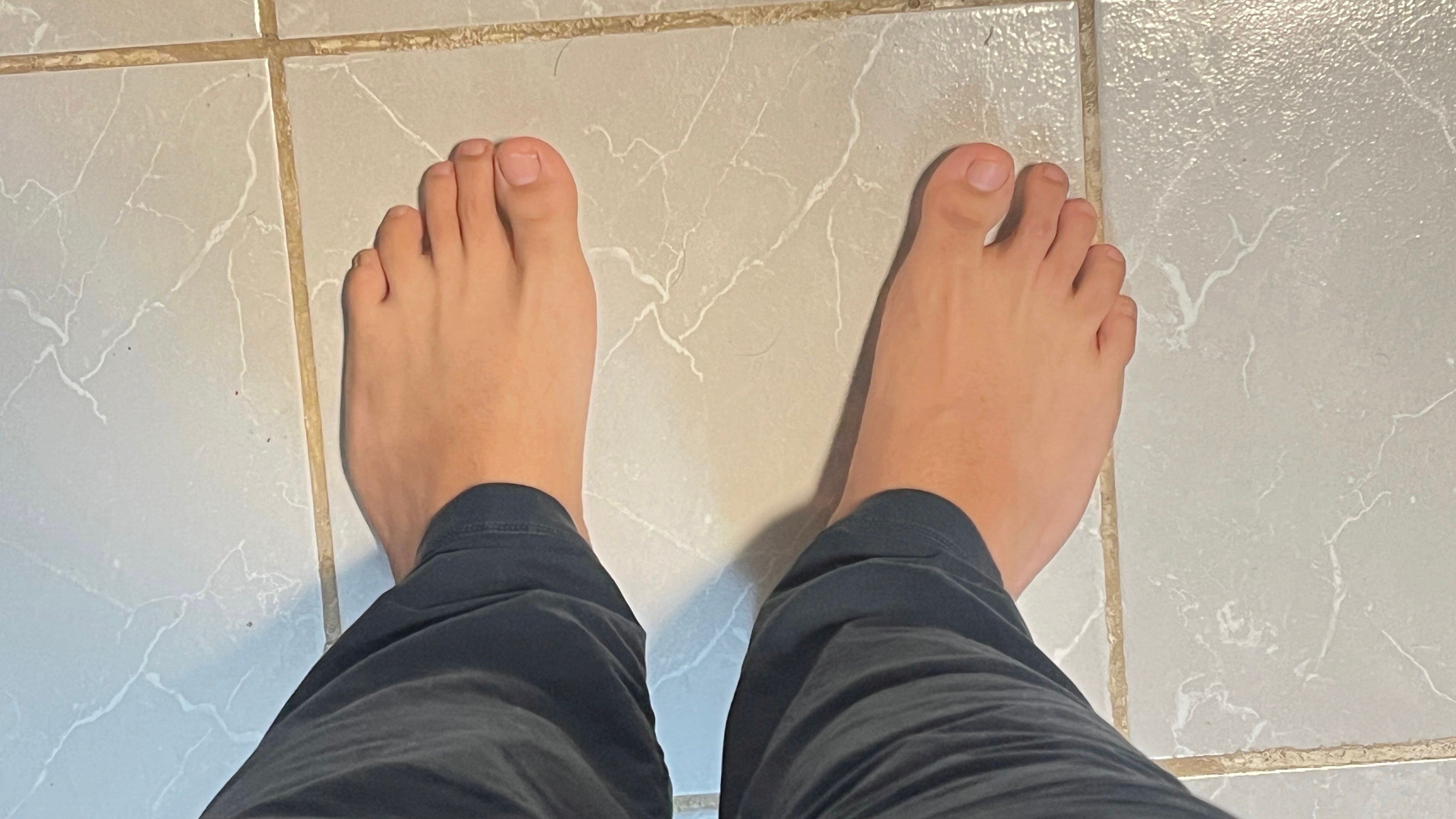 Frederick Ondátegui Díaz's feet