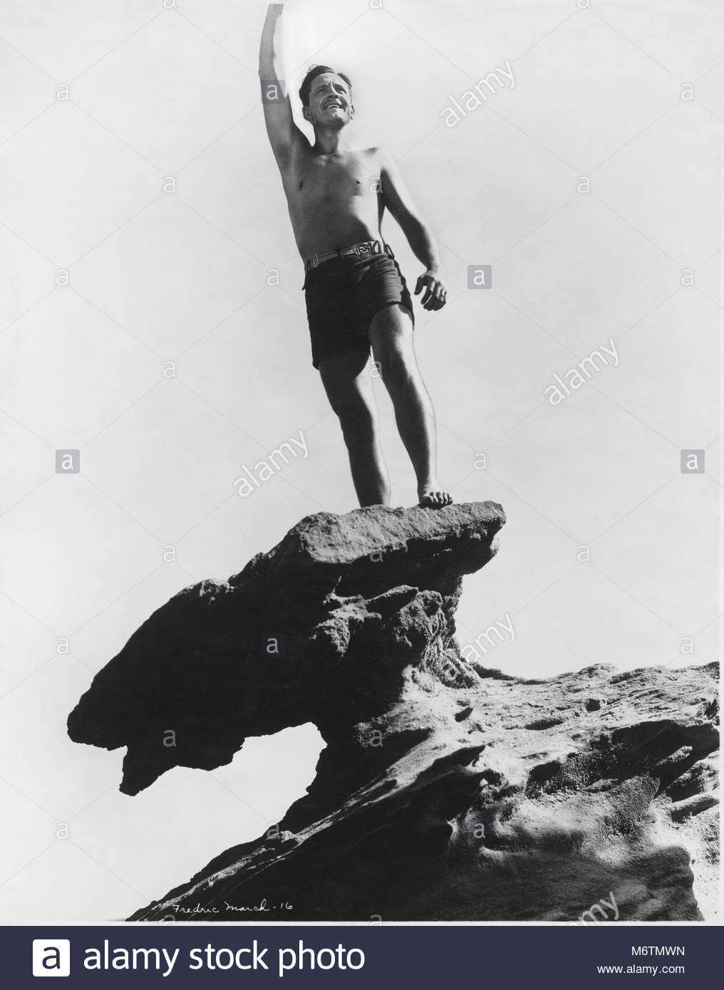 Fredric March's feet