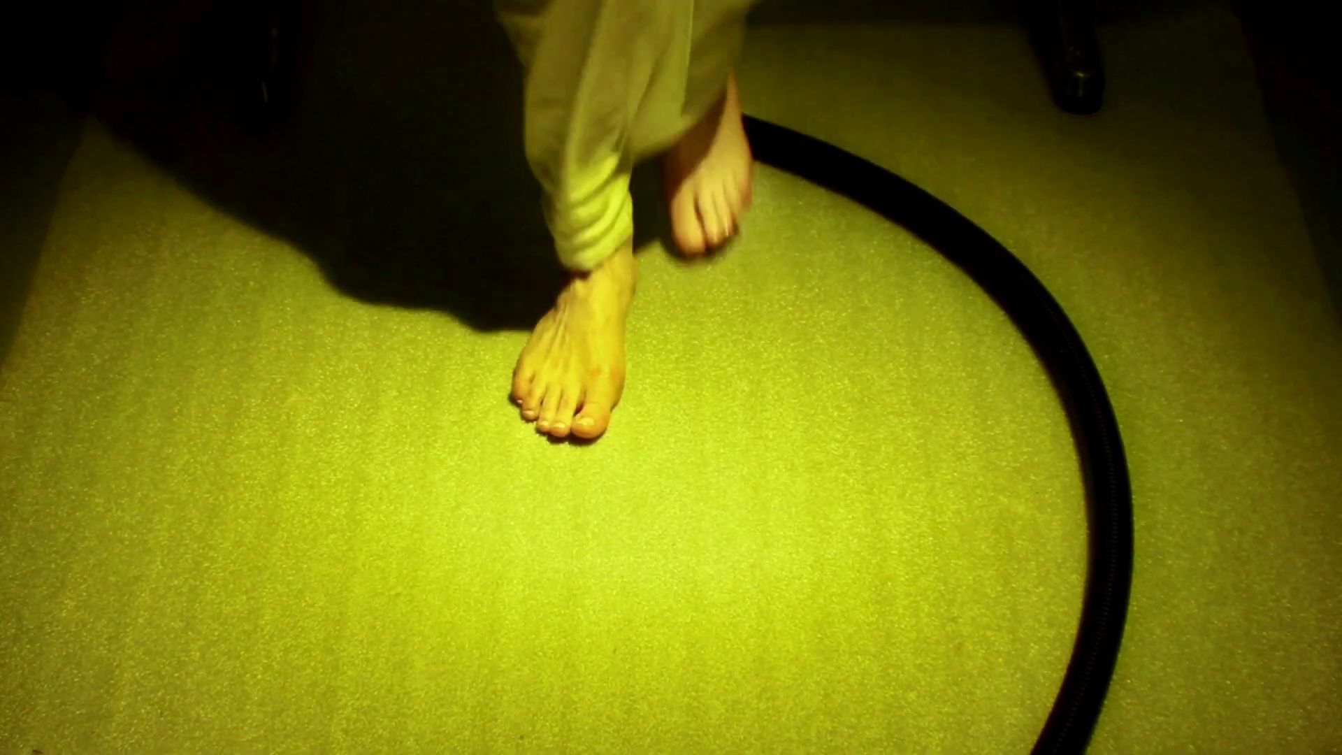 Gabi Völgyesi's feet