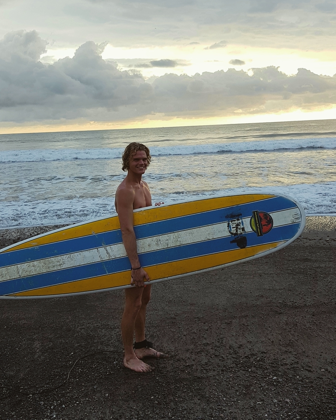 Gabriel Thomas's feet